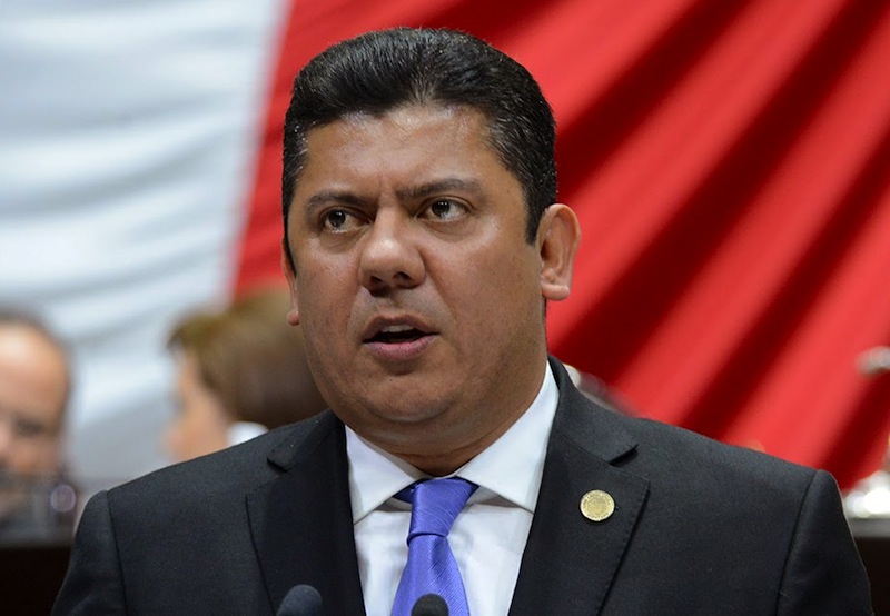 Javier Bolaños, vicepresidente de la Cámara de diputados, se manifiesta ...