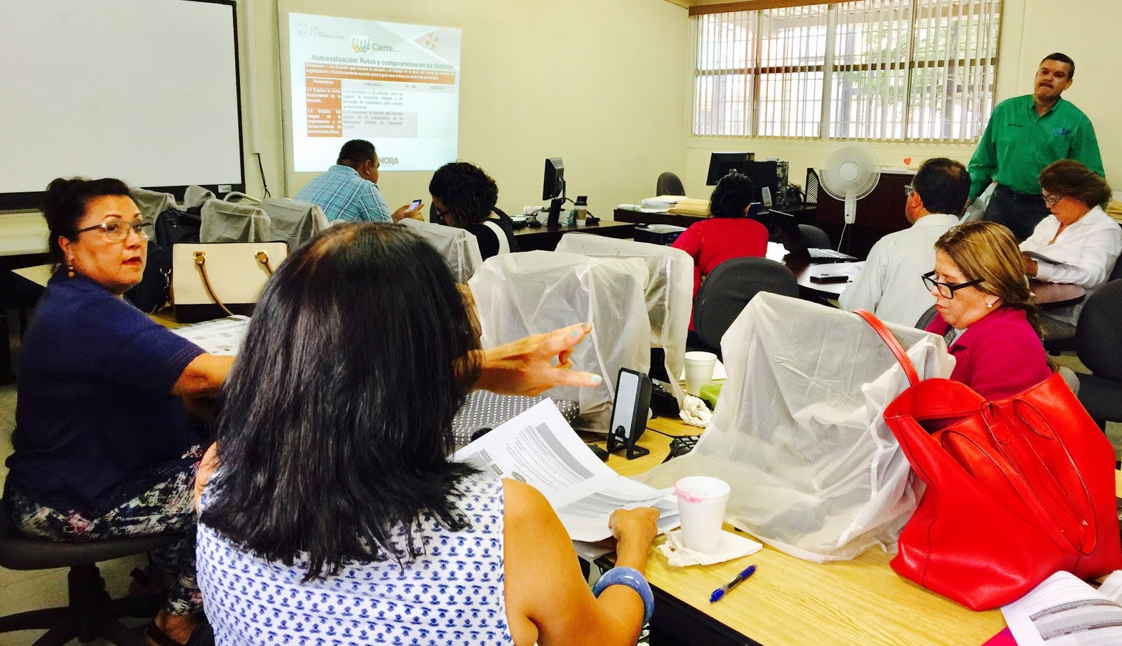 Participan 100 mil docentes y directivos en el proceso de formación ...