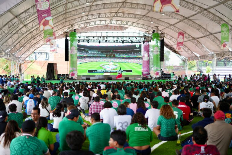 Vibra el Parque Primavera Oaxaqueña con el debut de México en el ...